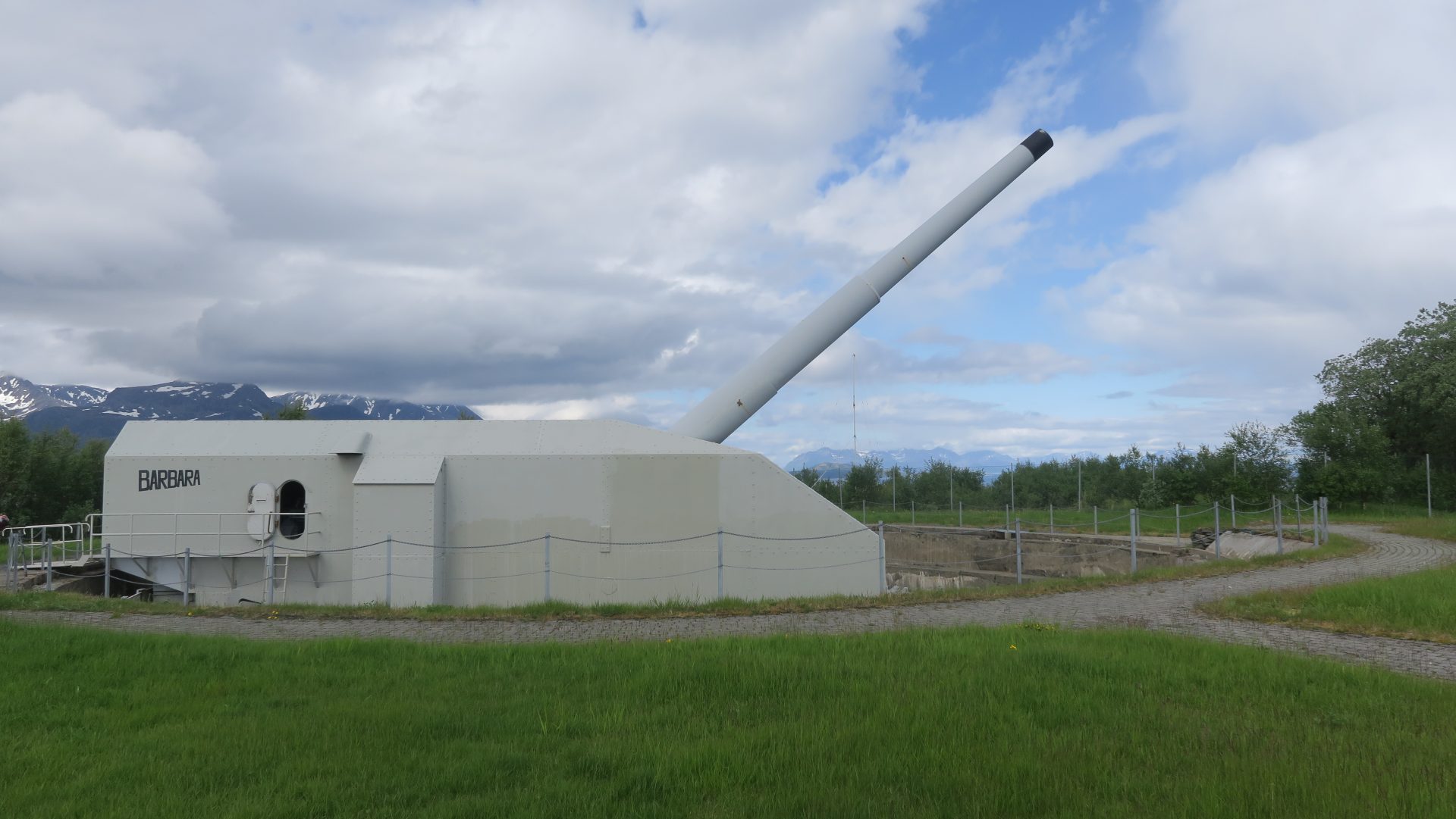 Riksantikvaren har fredet Trondenes fort utenfor Harstad